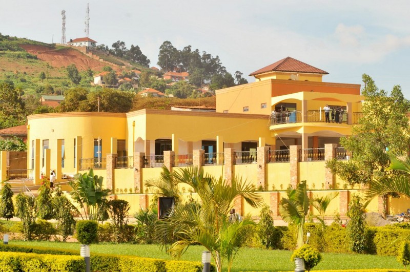 Nican Resort Hotel - Nyom Planet